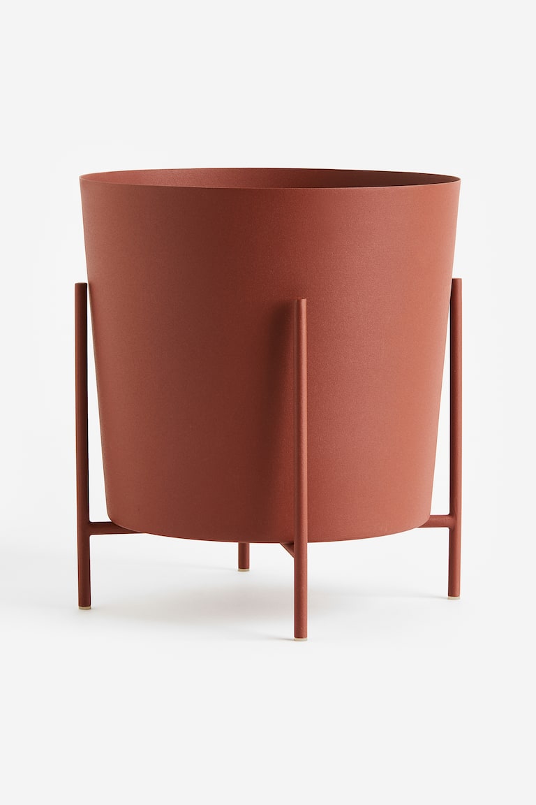 Rust brown Extra-large Plant Pot with Stand at H&M Home | H&M US