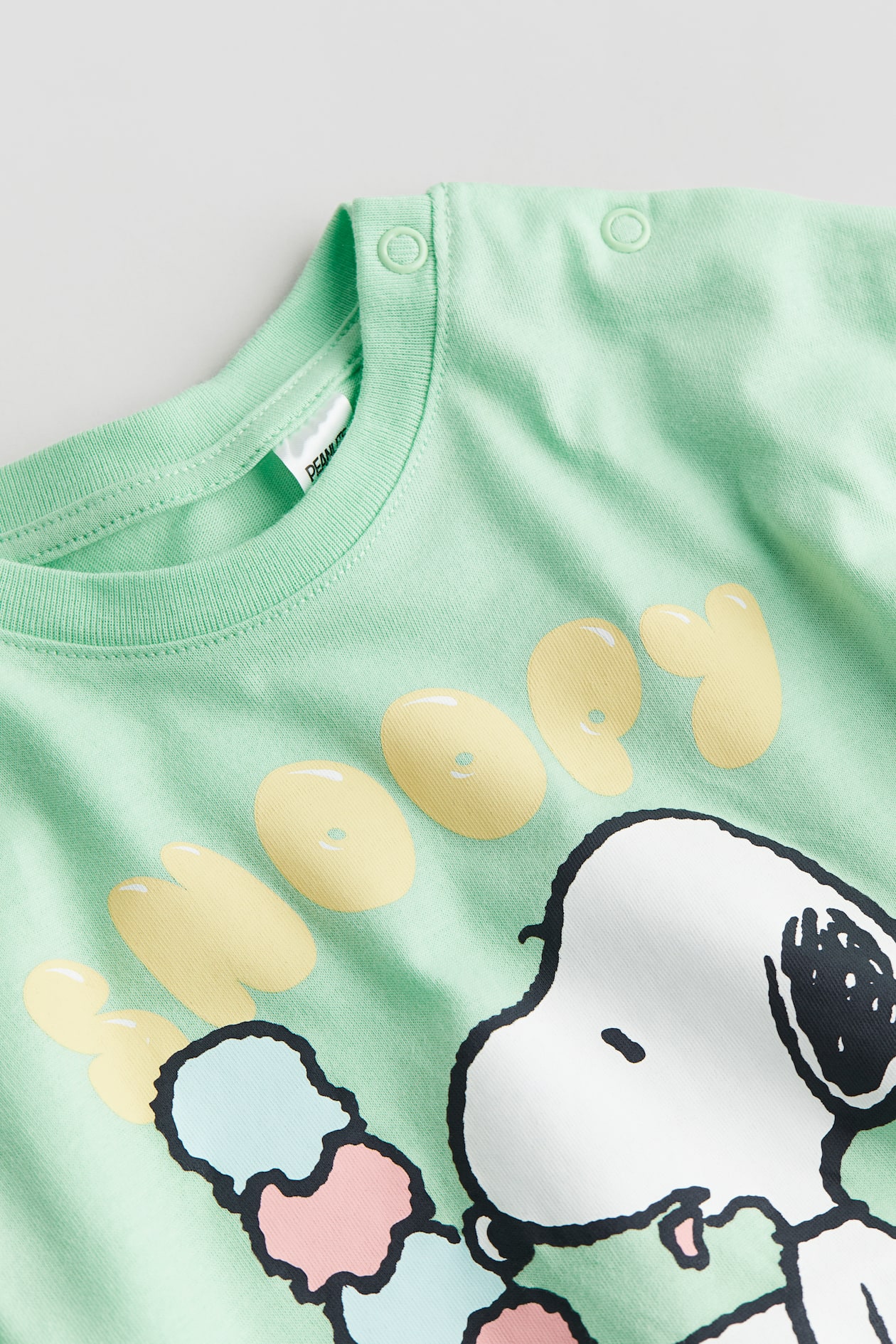 Printed cotton jersey T-shirt - Light green/Snoopy - Kids | H&M GB