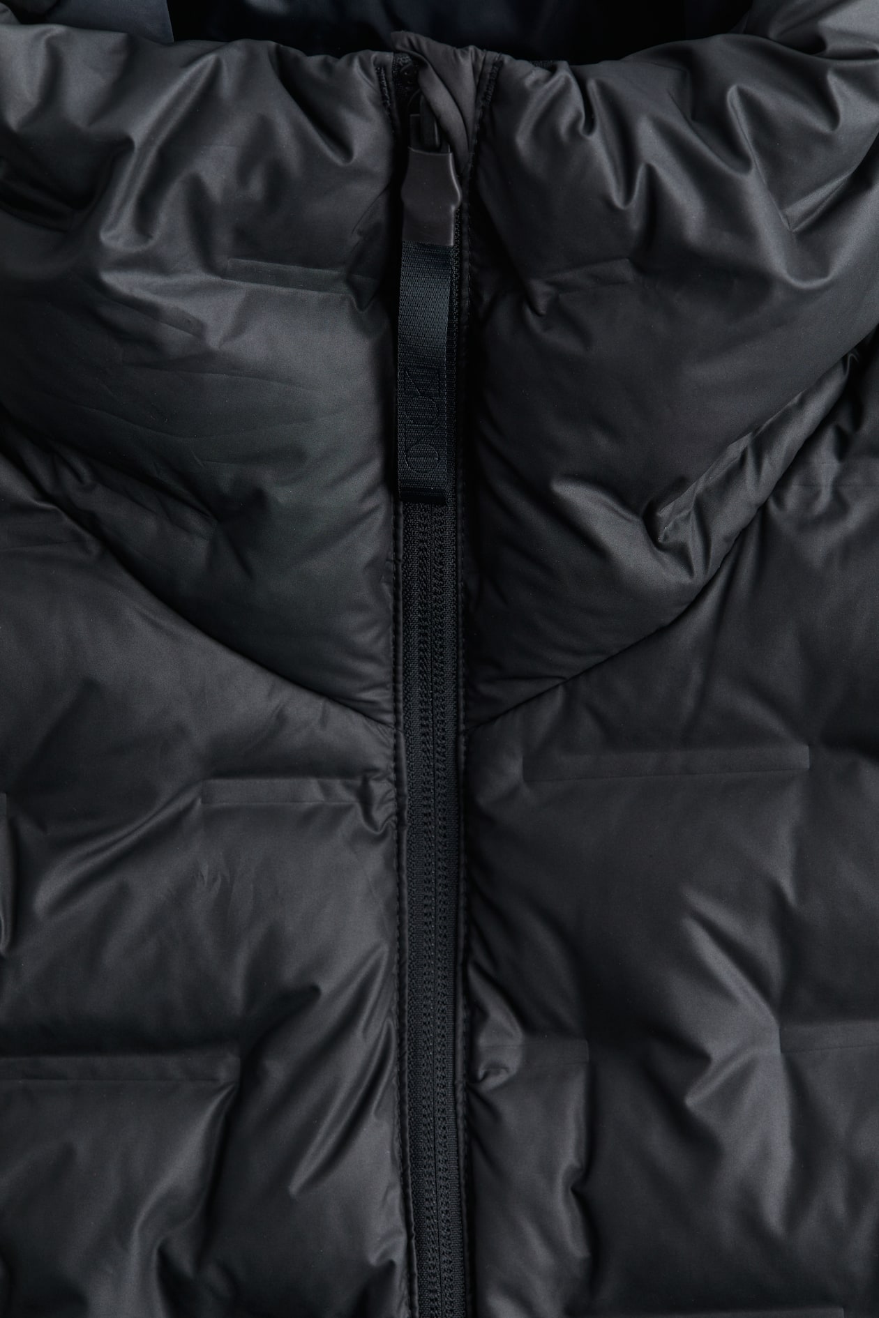 Women's Black Quilted Vest with ThermoMove™ | H&M US