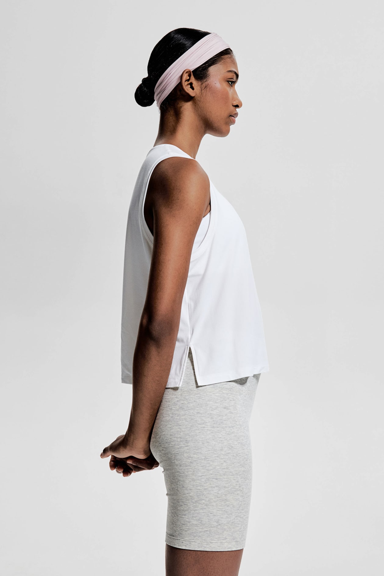 Boxy-style sports vest top with DryMove™ - White - Ladies | H&M GB