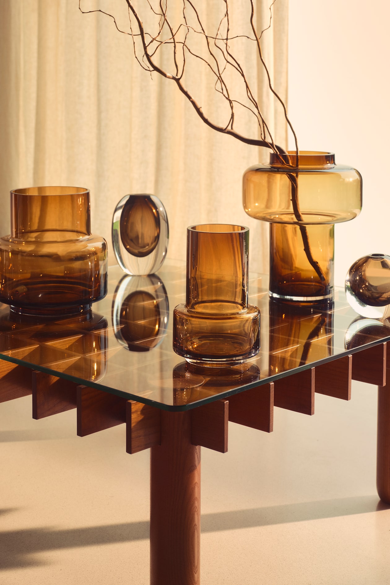 Tiered Glass Vase - Amber-colored - Home All | H&M US