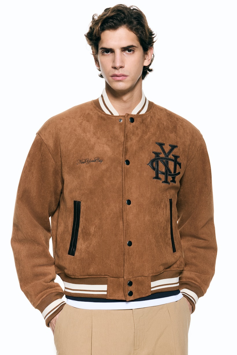 Chamarra de baseball - Café claro/NYC - Men | H&M MX