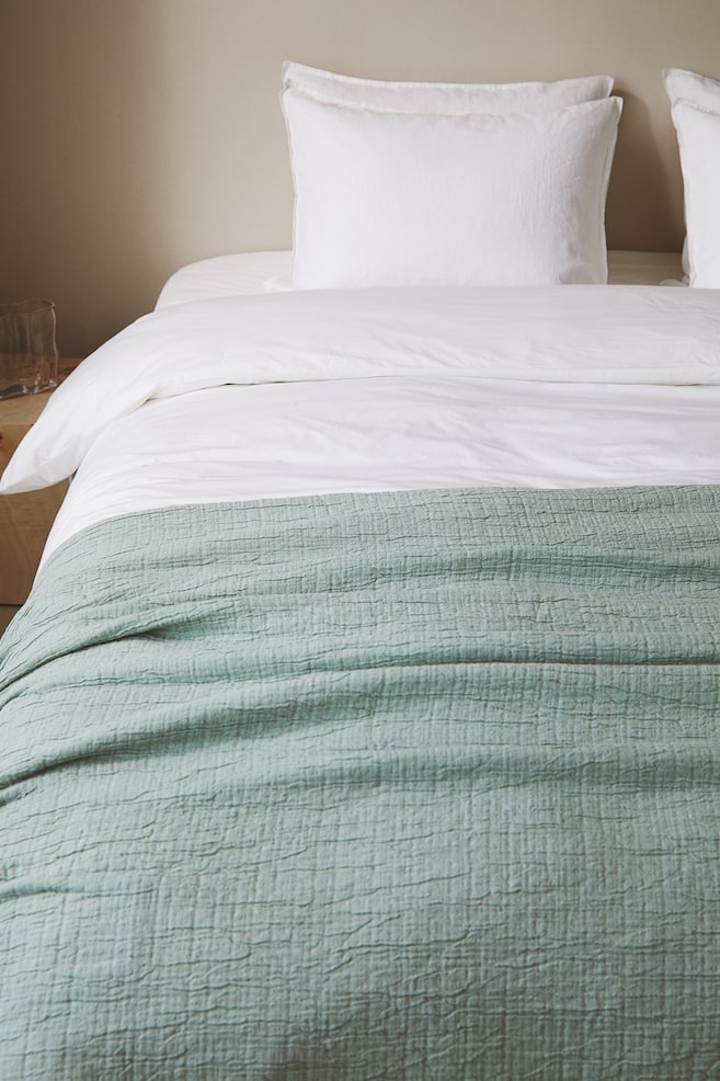 Light green Fringe-Trimmed Bedspread at H&M Home | H&M US