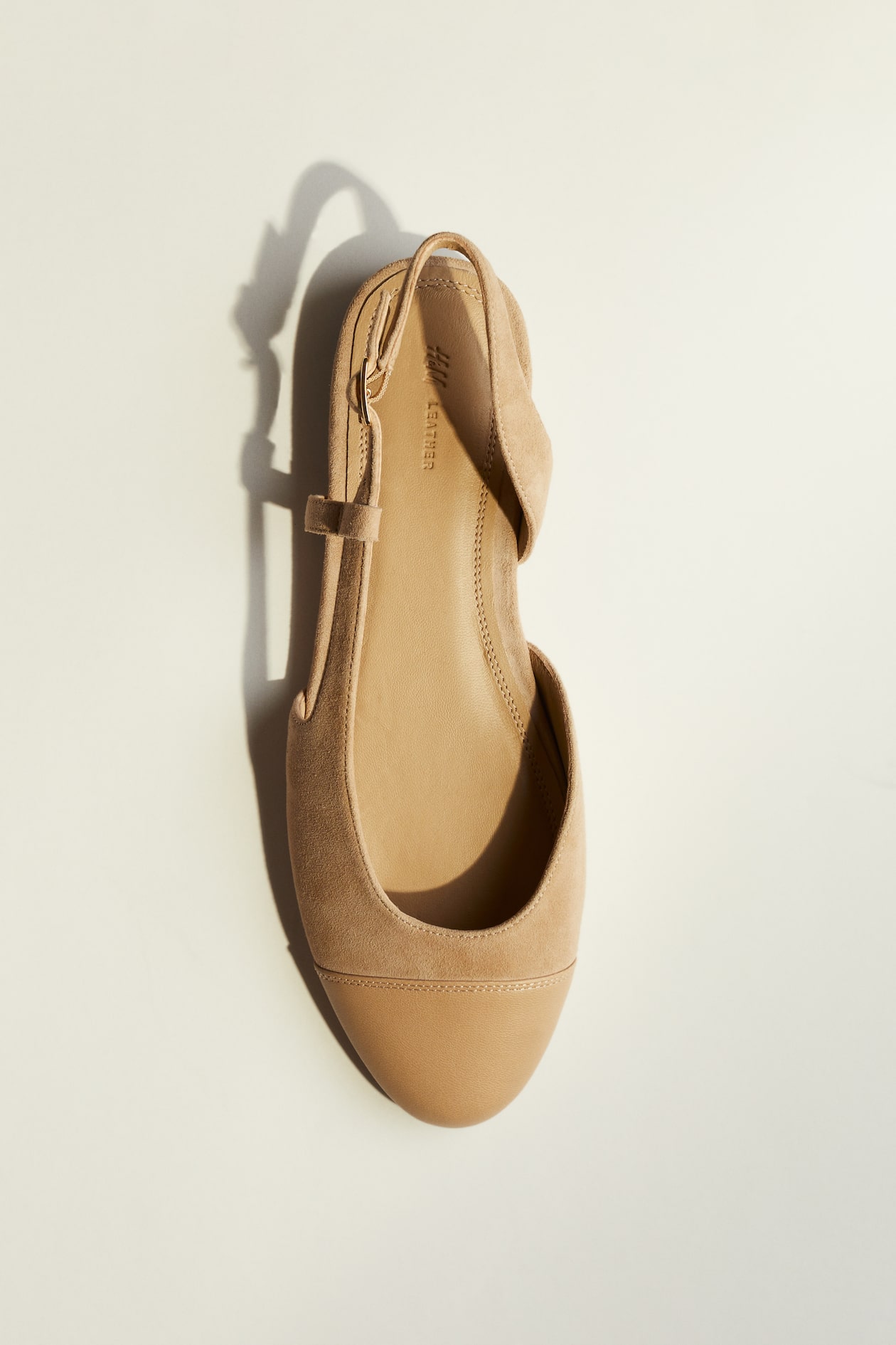 Ballerinaskor i mocka - Beige - DAM | H&M SE