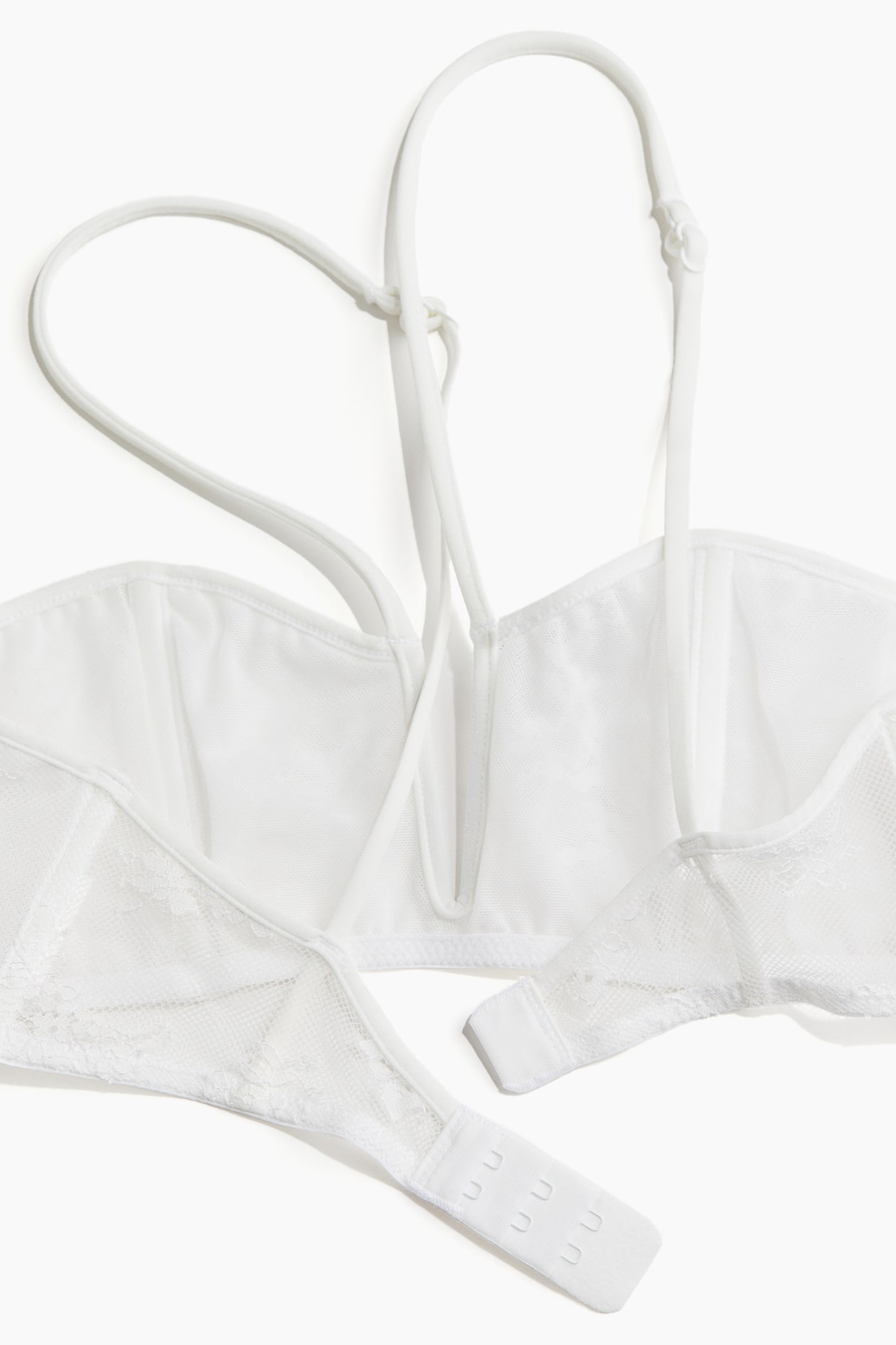 Plunge Bras | Strapless, Backless, Padded & Deep V | H&M IN