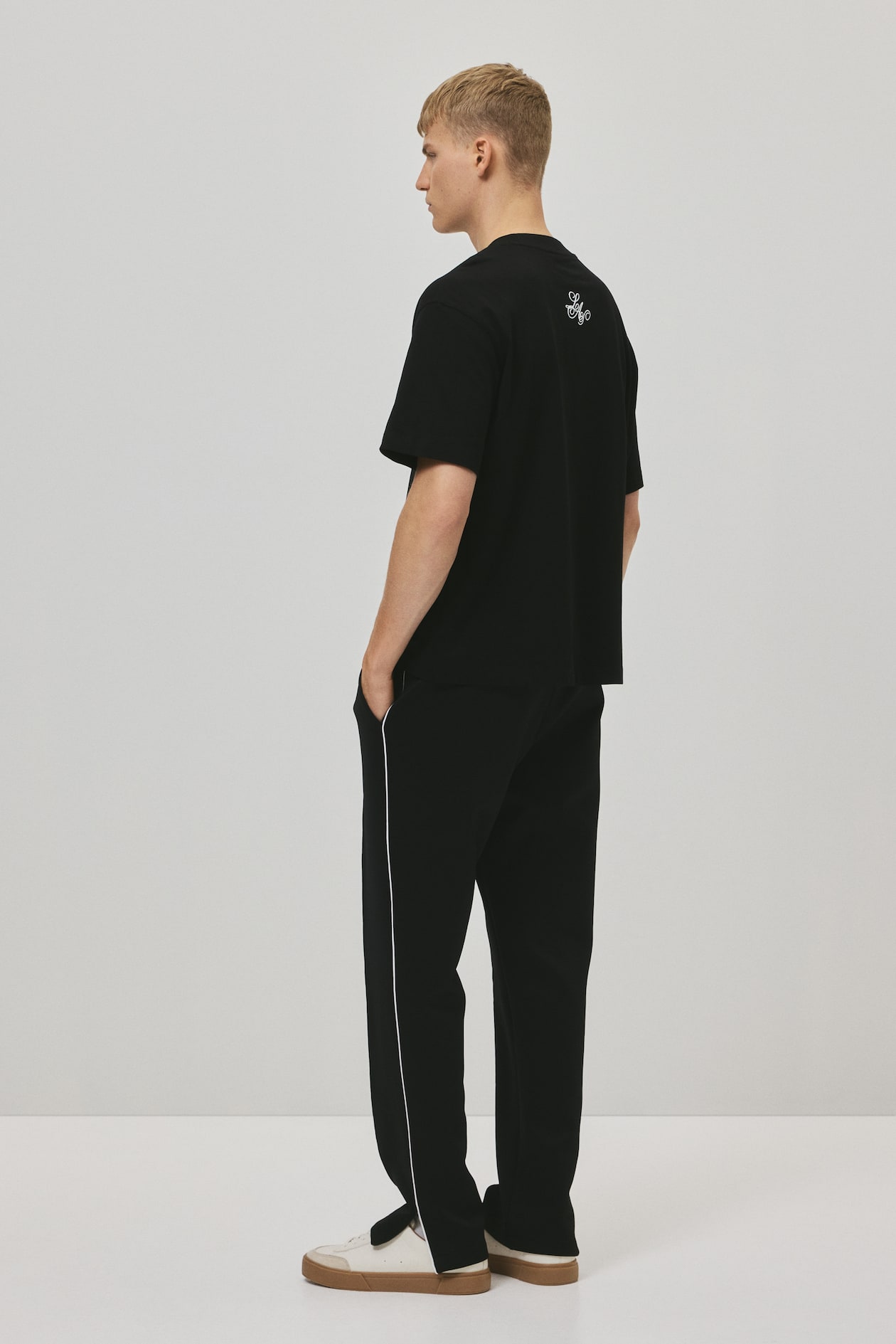 Men’s Black Relaxed-Fit Tailored-Look Joggers | H&M US