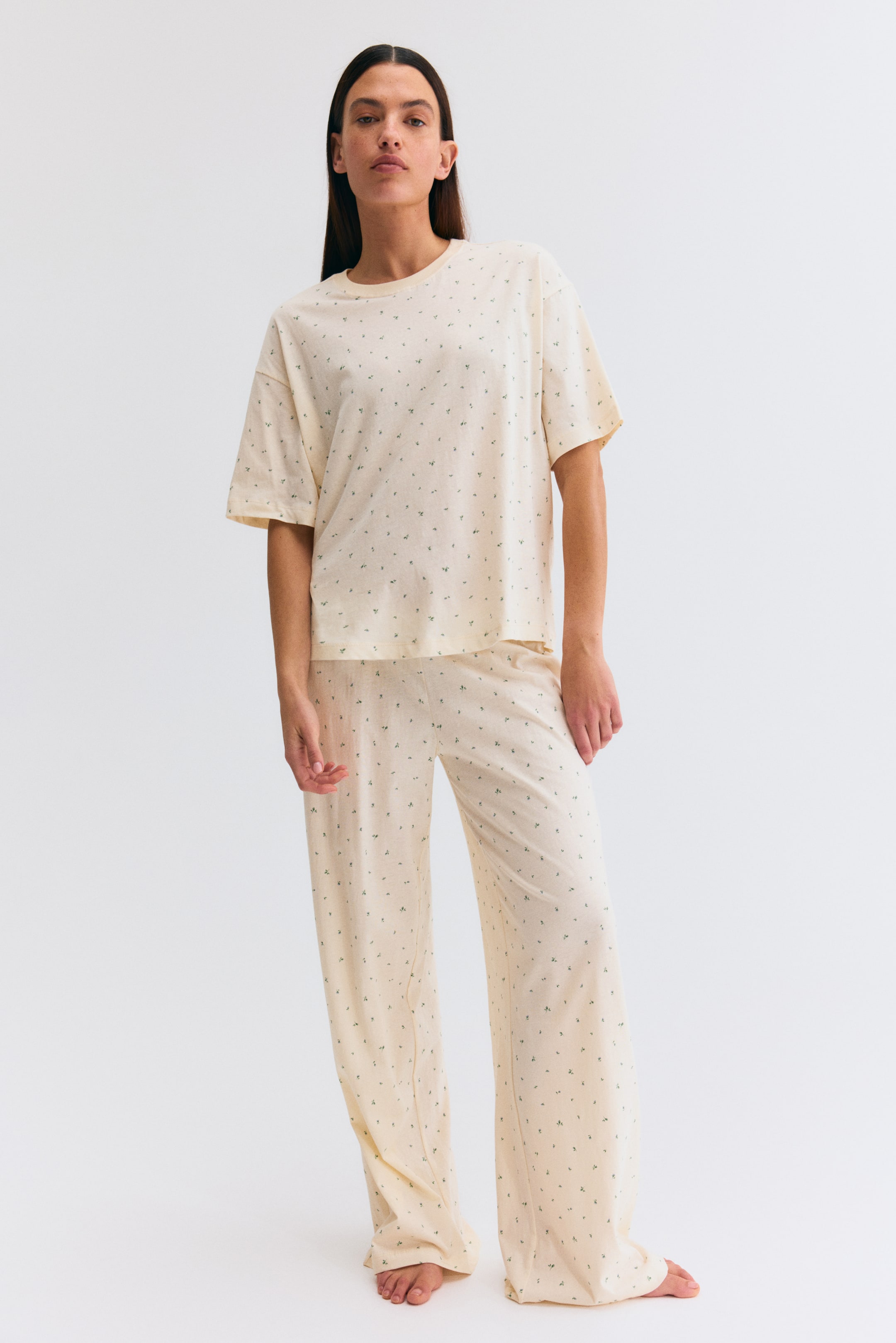 MAMA Before & After natsæt i bomuld - Creme/Blåblomstret - DAME | H&M DK