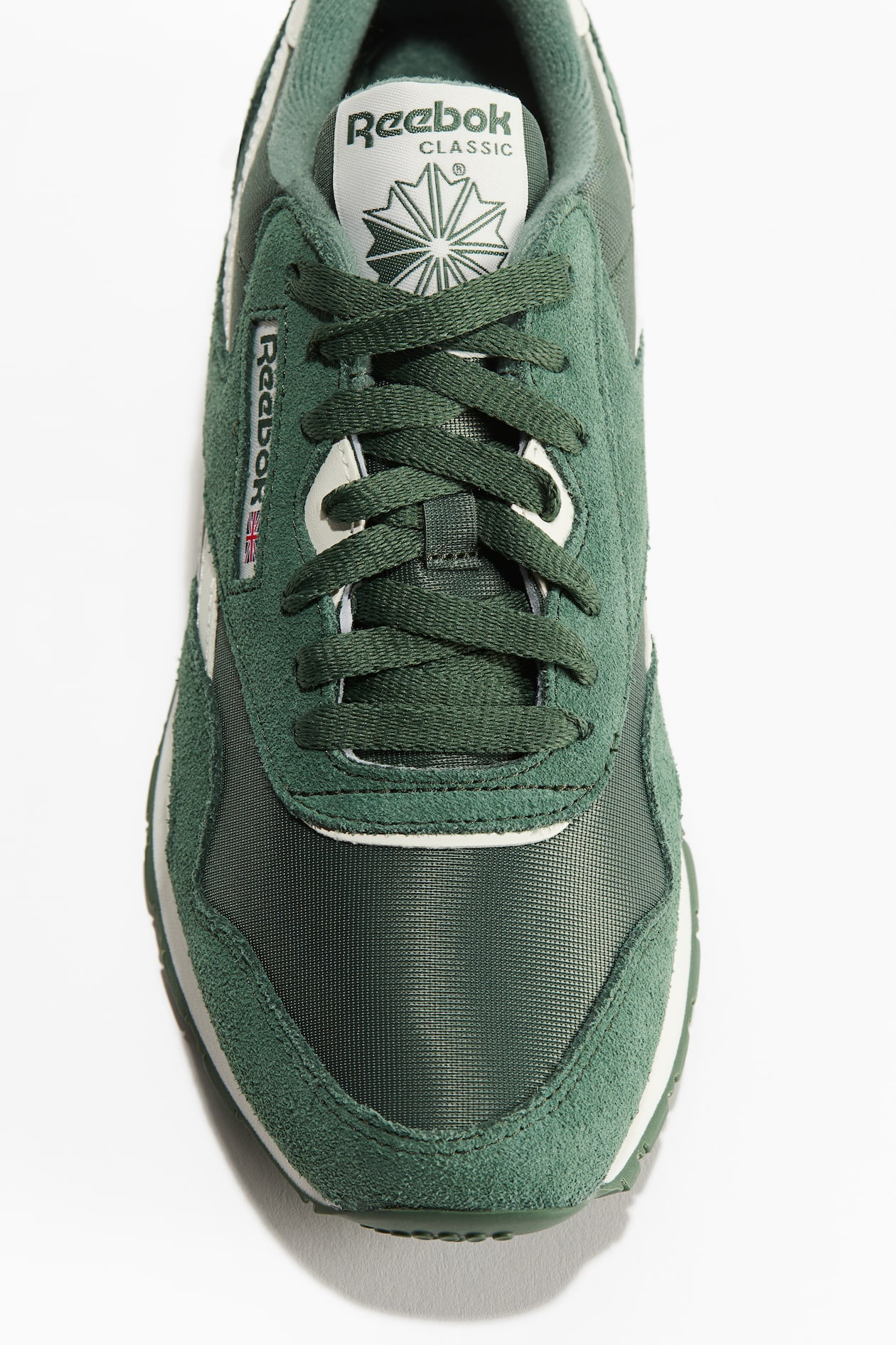 Classic Nylon - EscapeGreen/EscapeGreen/Chalk - Reebok - DAM | H&M SE
