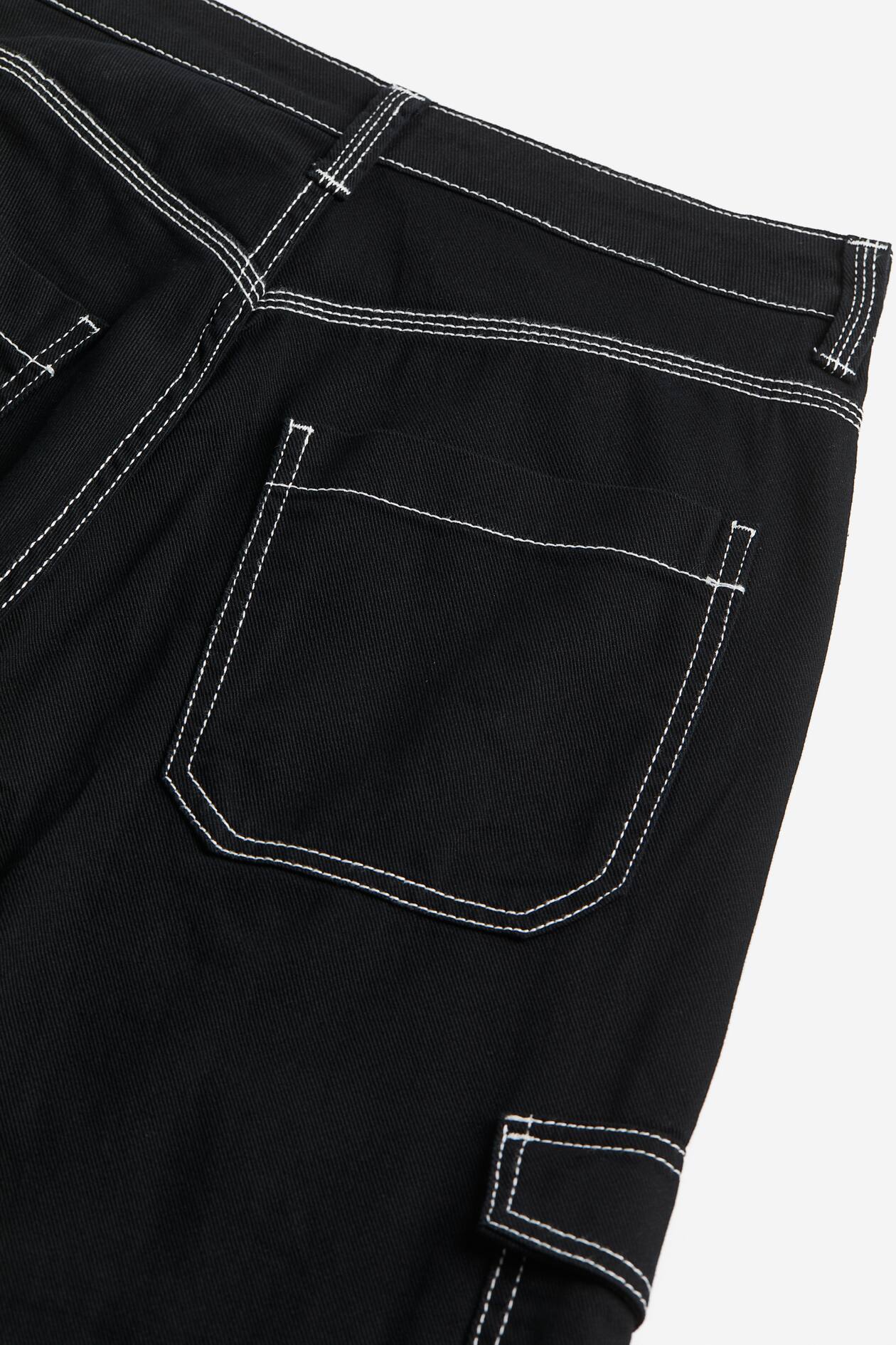 Curvy Fit Cotton Cargo Pants - Black - Ladies | H&M US
