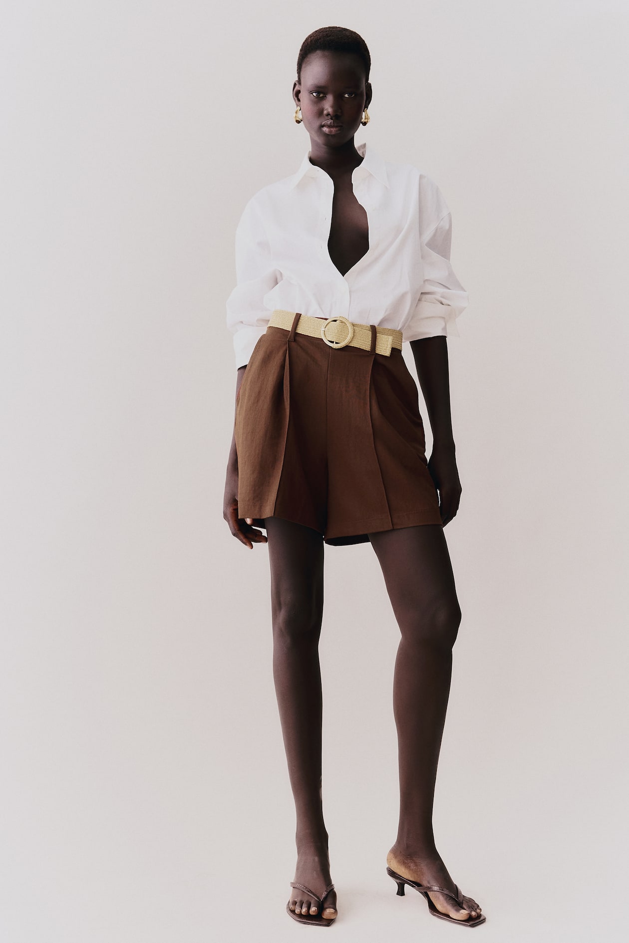 Belted Piqué Shorts - Dark brown - Ladies | H&M AU