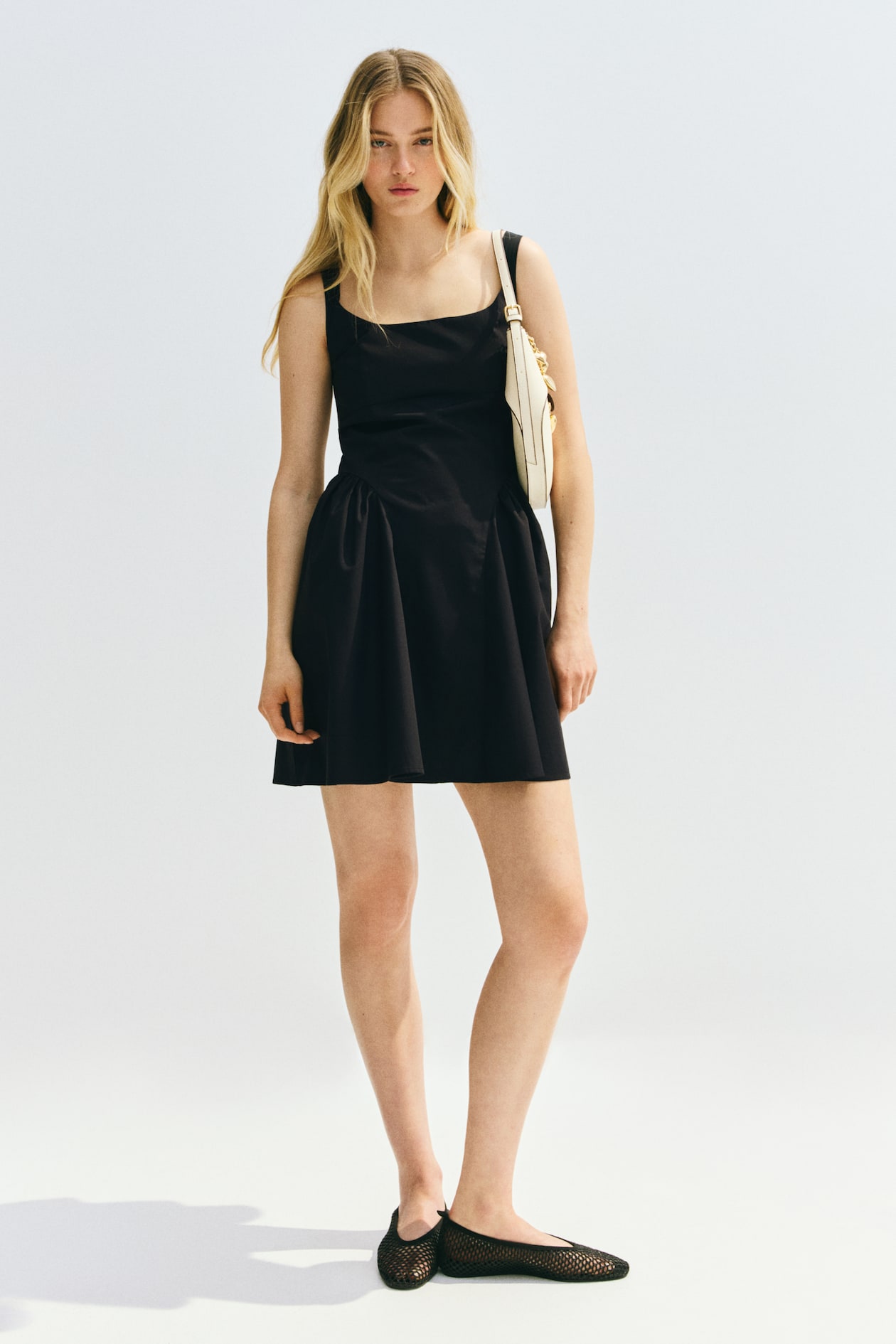 Open-Back Poplin Dress - Black - Ladies | H&M US