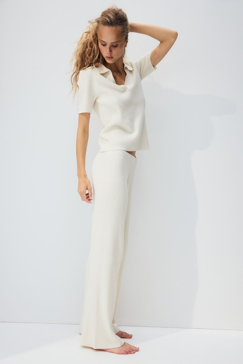 Playera polo en tejido acanalado - Crema - Ladies | H&M MX