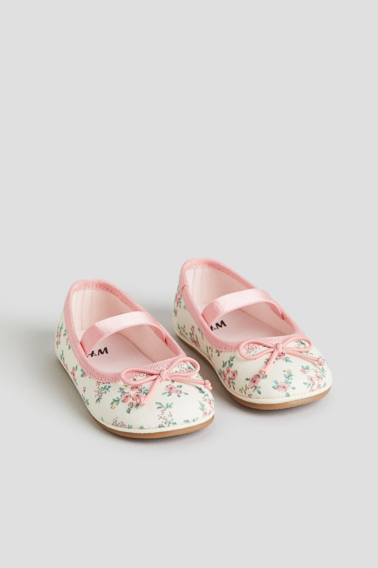 Blommönstrade ballerinaskor - Vit/Blommig - BARN | H&M SE