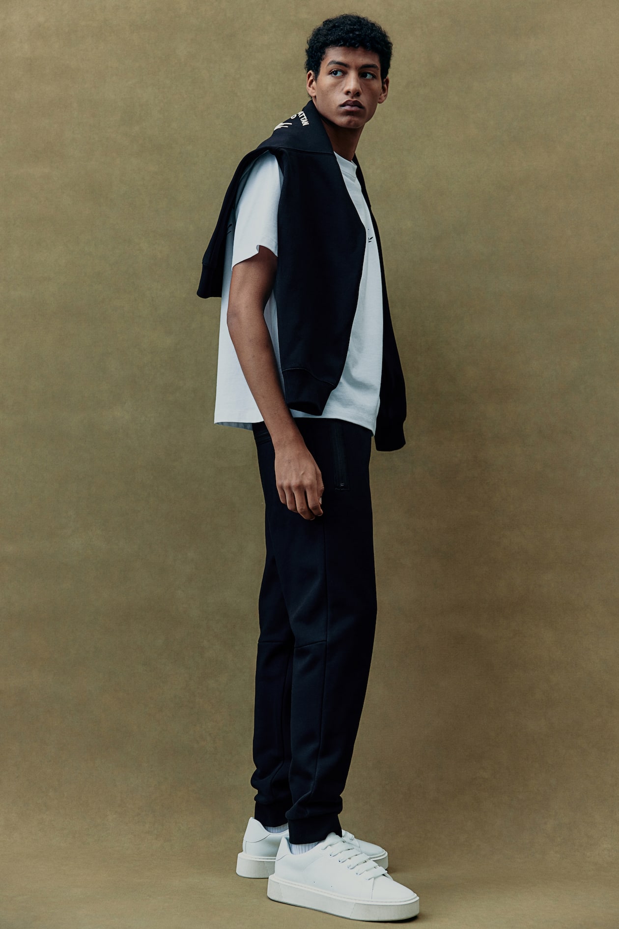 Slim Fit Cargo Joggers - Black - Men | H&M US