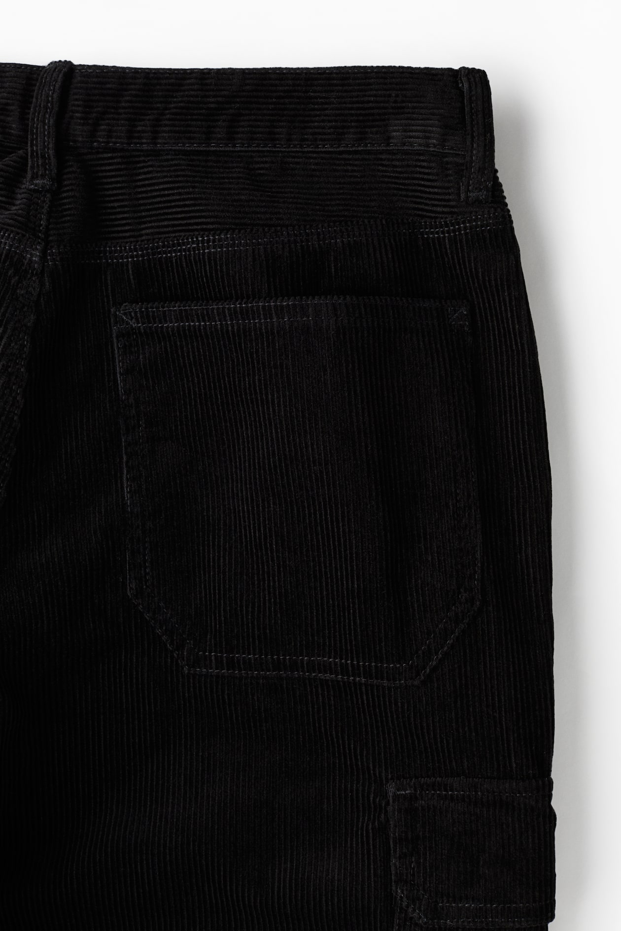 Cargohose aus Cord in Loose Fit - Schwarz - Men | H&M DE