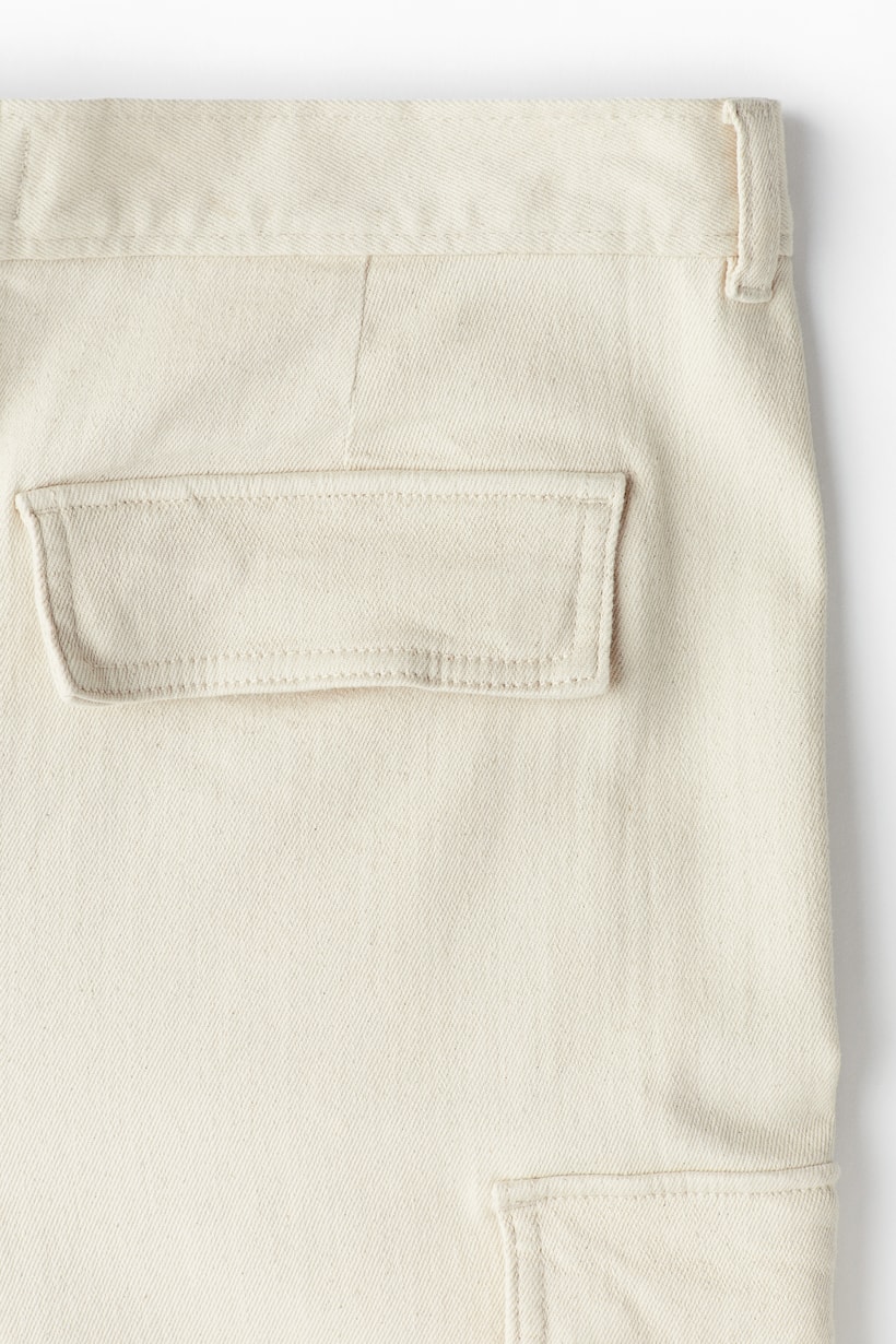 Men’s Cream Loose Fit Cargo Pants | H&M CA