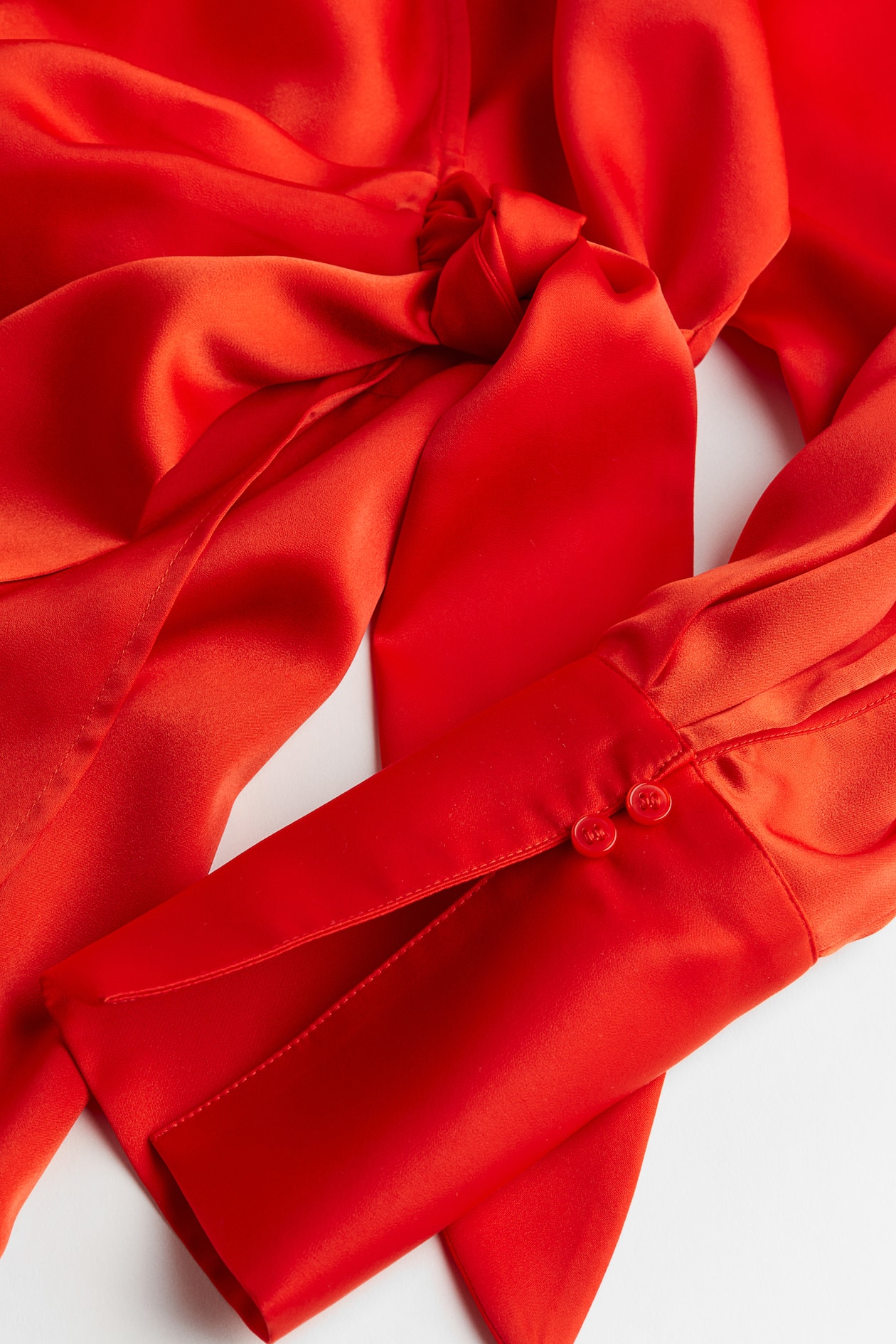 Women's Red Satin wrap dress | H&M GB