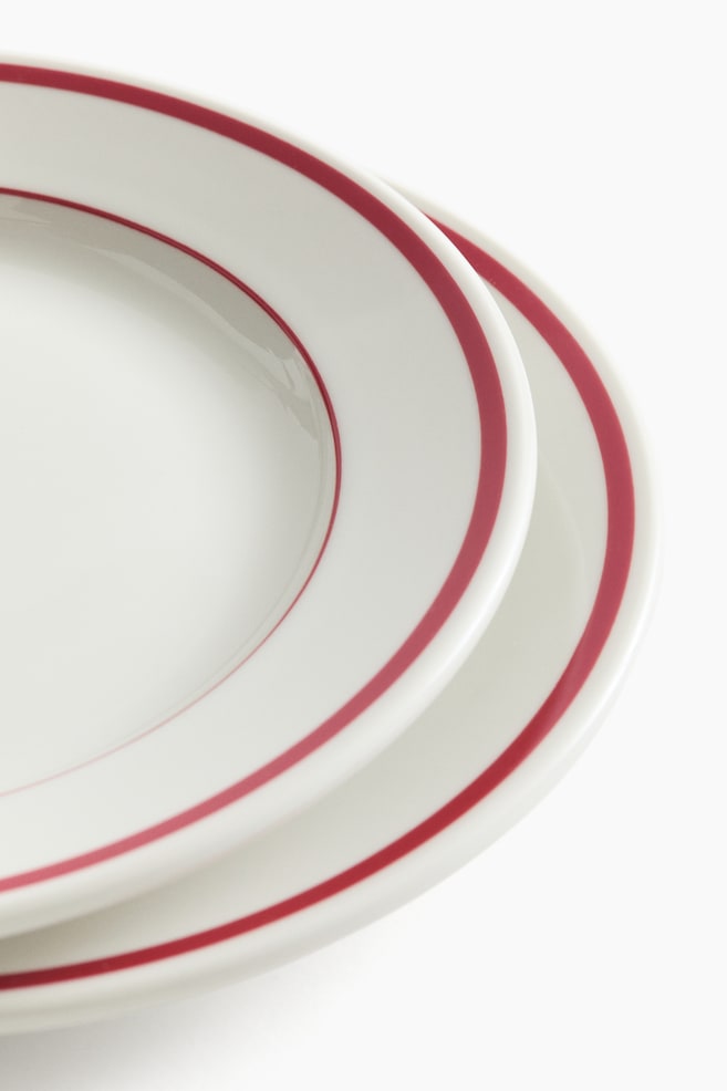 White/red 2-Pack Porcelain Medium-Sized Plates at H&M Home | H&M US