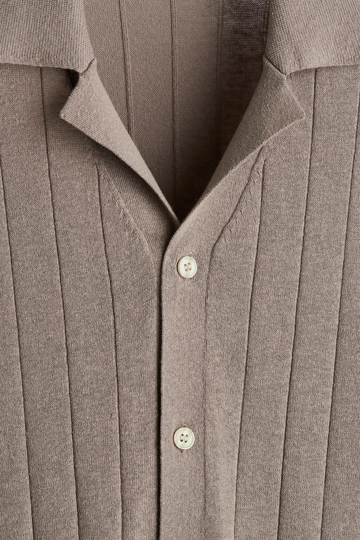 Men’s Dark beige Regular-Fit Linen-Blend Resort Shirt | H&M US