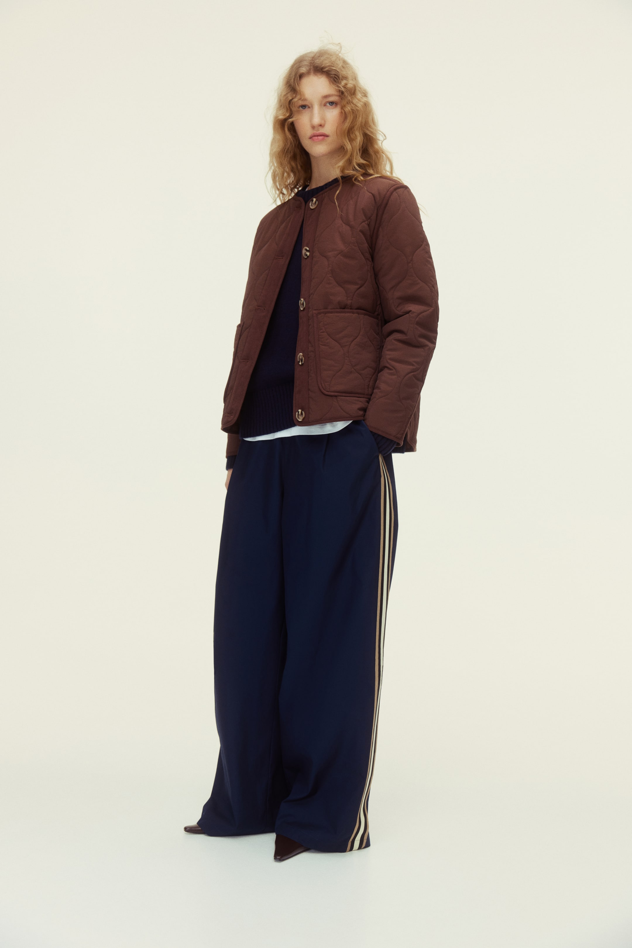 Jachetă matlasată - Maro-închis - FEMEI | H&M RO