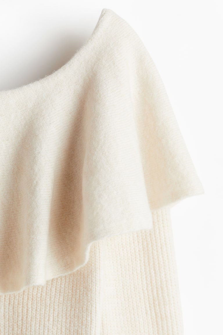 Flounced off-the-shoulder jumper - Cream - Ladies | H&M GB