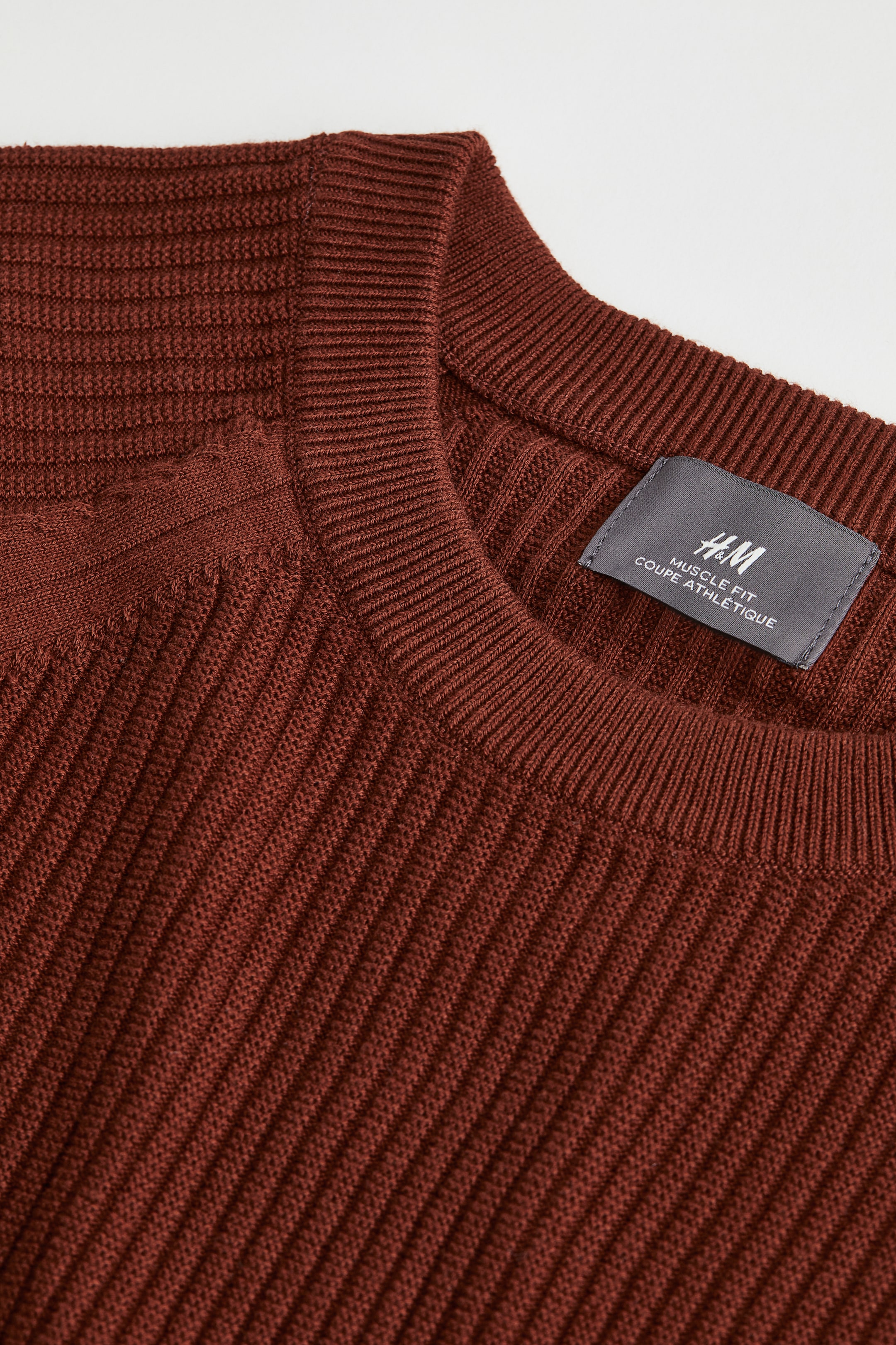 Knitted jumper Muscle Fit - Rust brown - Men | H&M PH