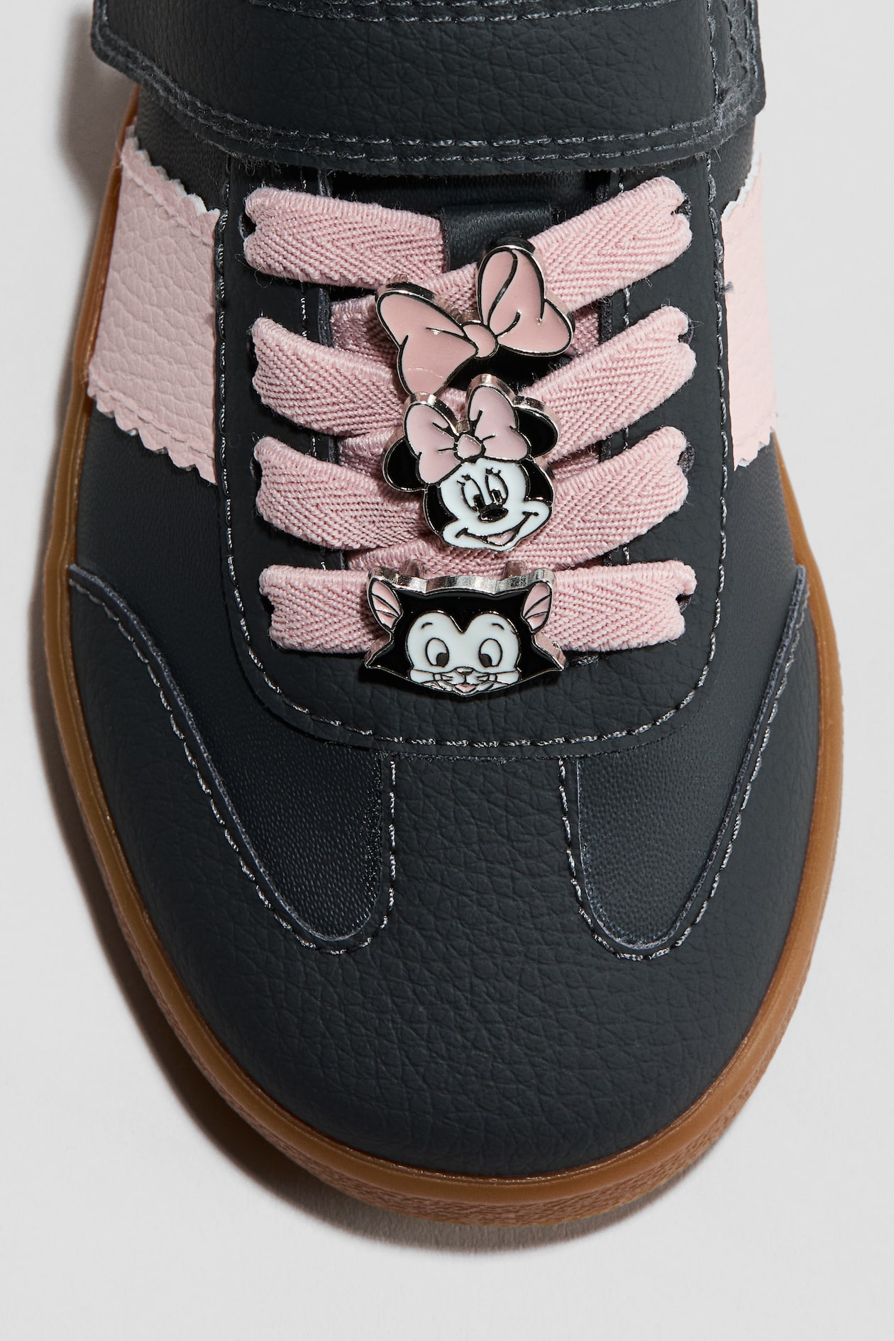 Black/Minnie Mouse Motif-detail trainers for kids | H&M GB