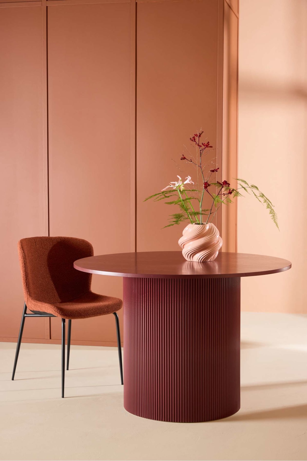 Lenox Runt Matbord - Mdf, Vinröd - Venture Home - Home All | H&M SE