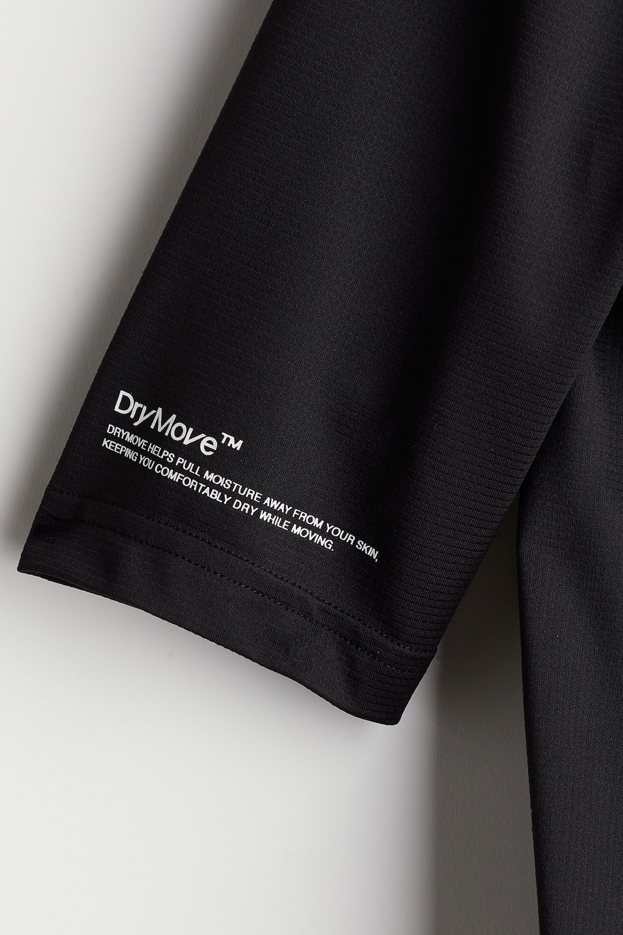 Men’s Black Slim-Fit Cycling Shirt with DryMove™ | H&M US