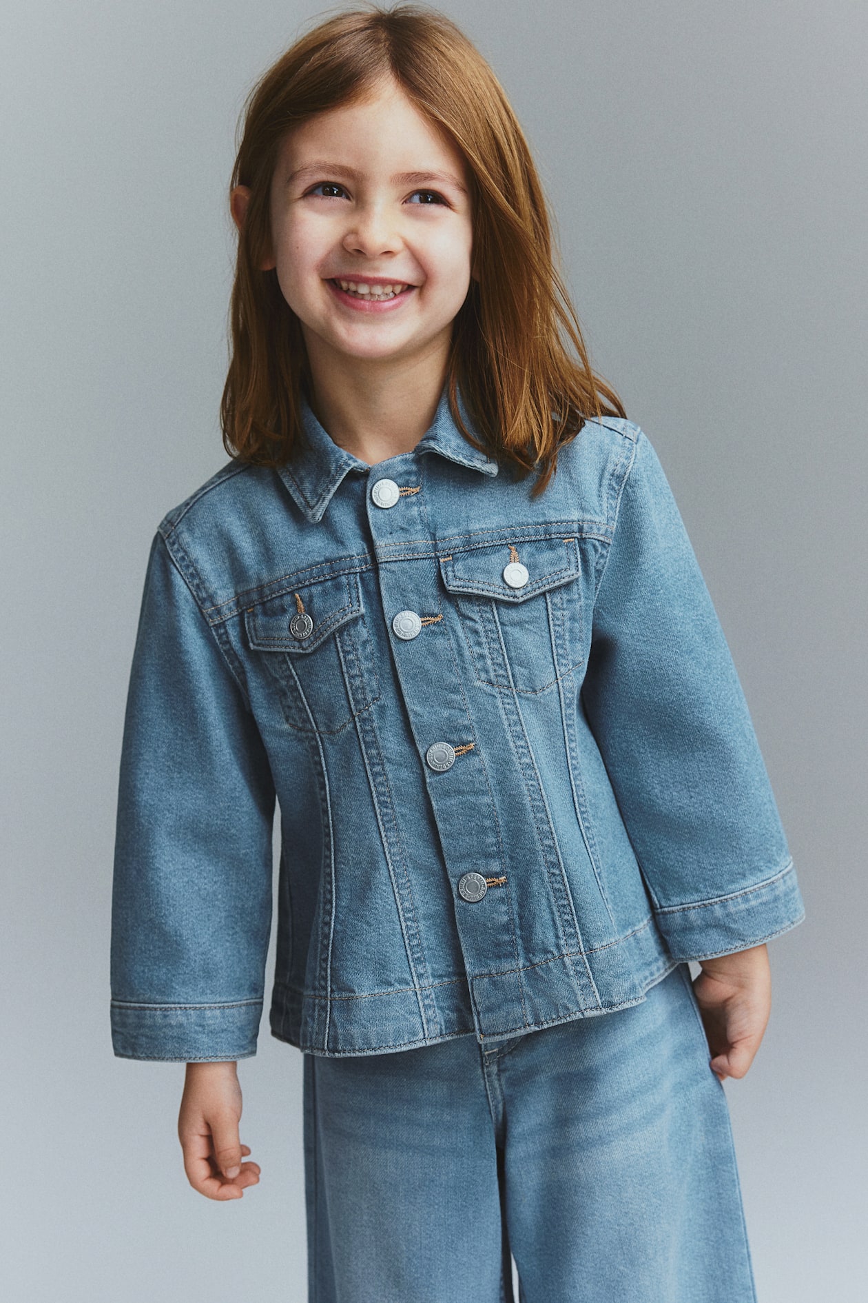 Utställd jeansjacka - Denimblå - BARN | H&M SE