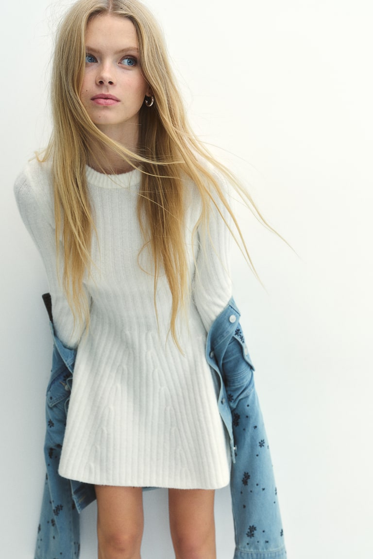 Rib Knit Dress With Flared Skirt Cream Ladies H M Us
