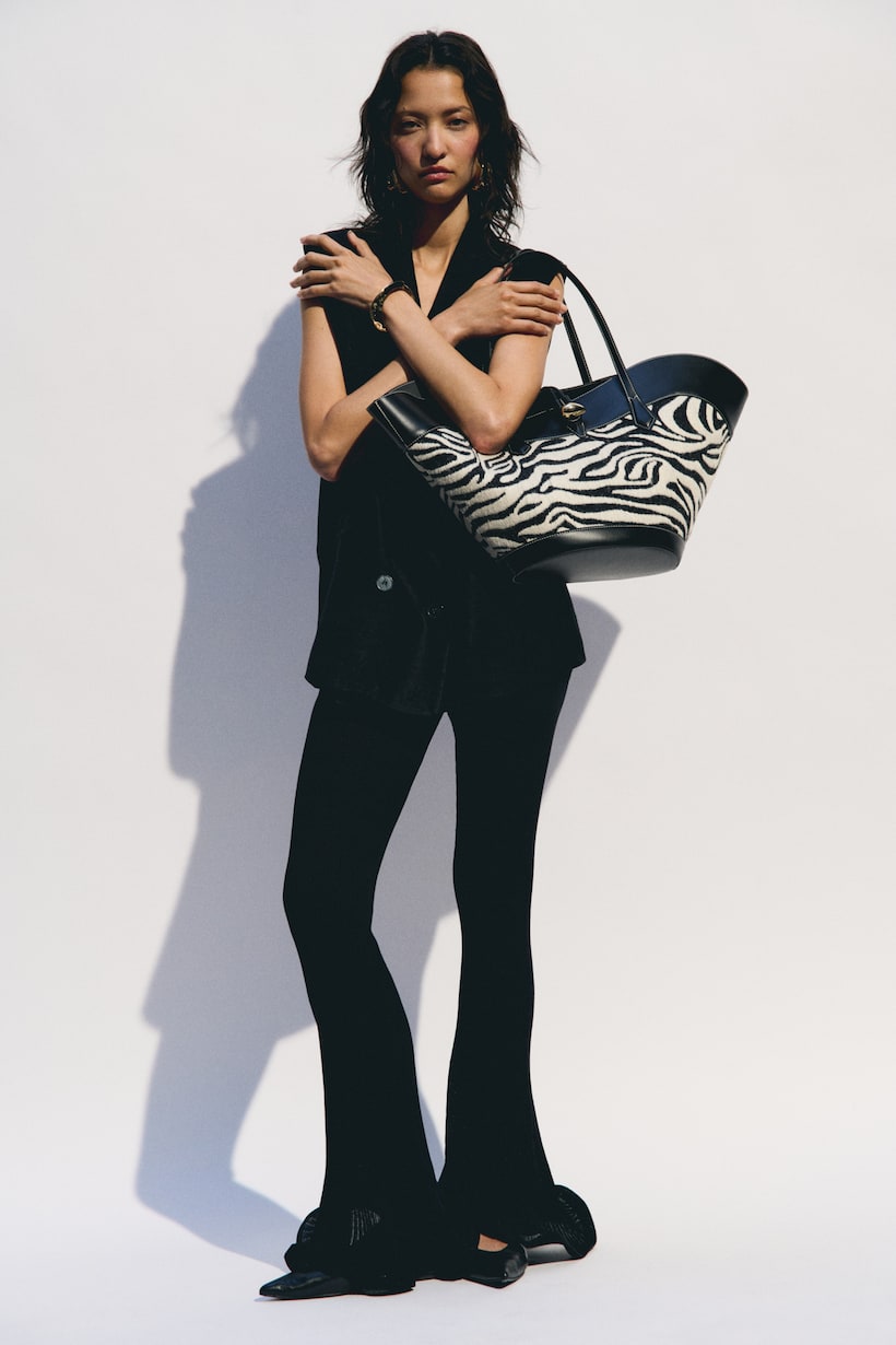 Women's Black/zebra print Shopper | H&M CA