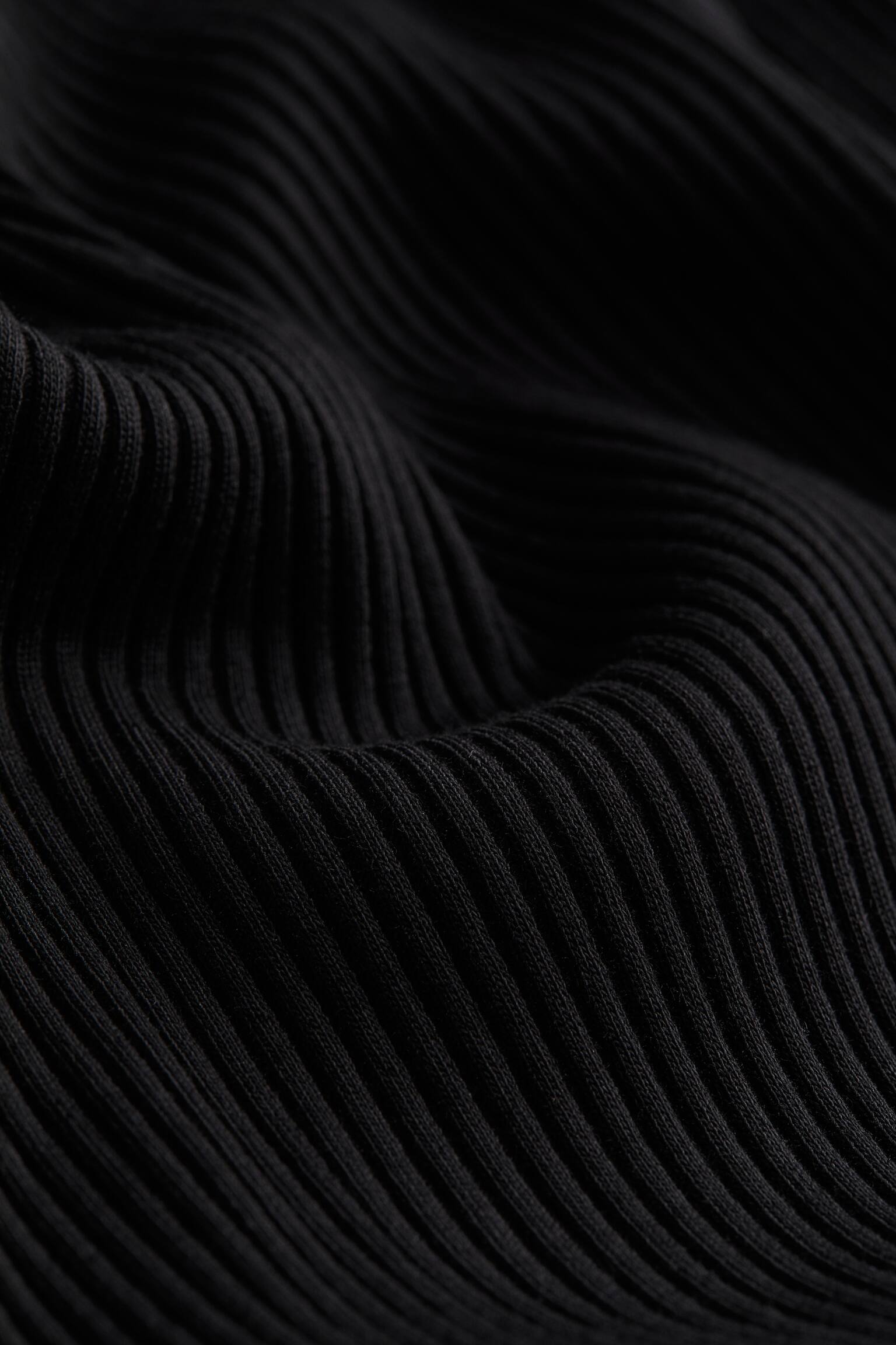 Overlock-detail ribbed top - Black - Ladies | H&M GB