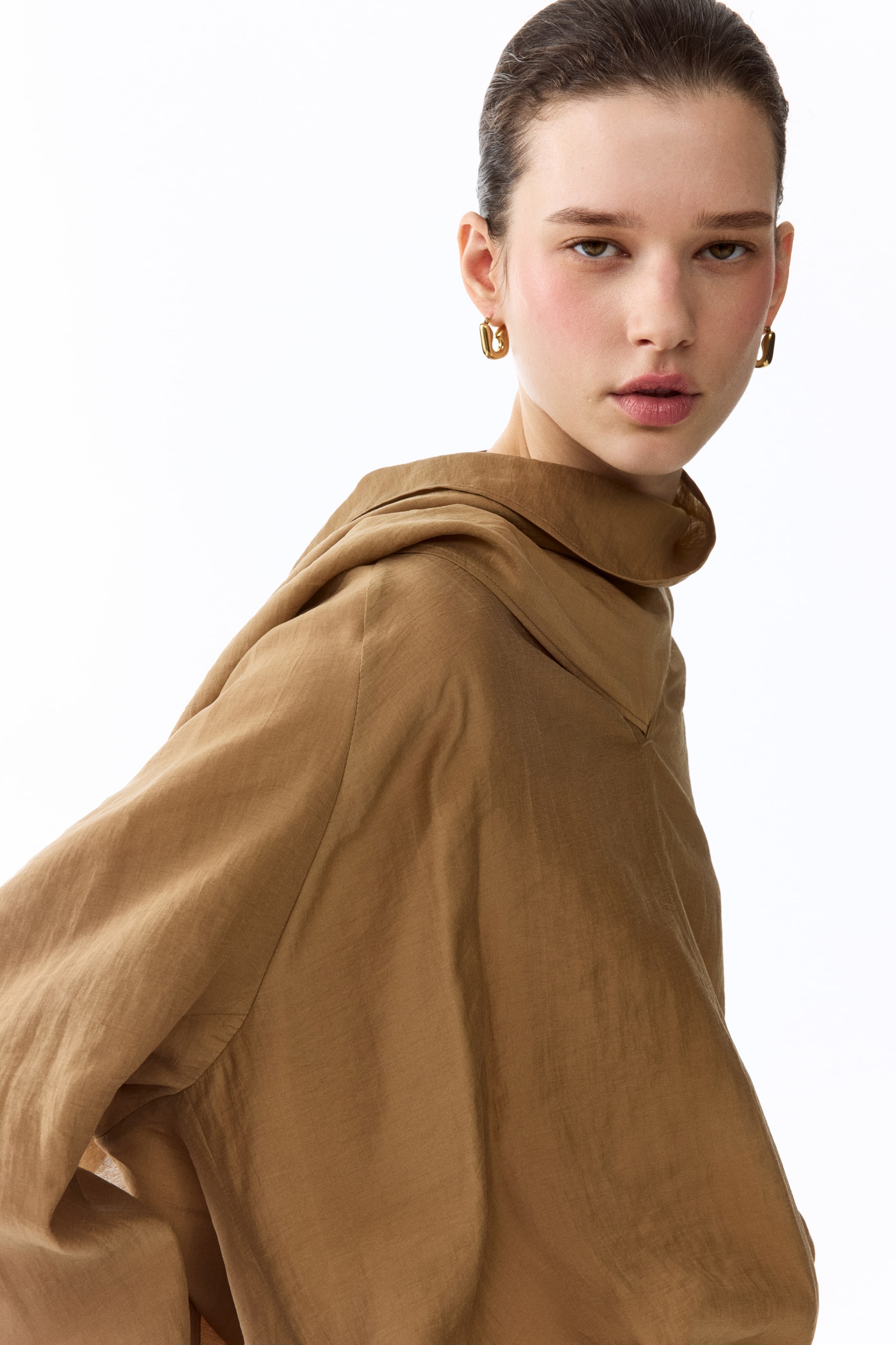 Women's Dark beige Scarf-collar blouse | H&M GB