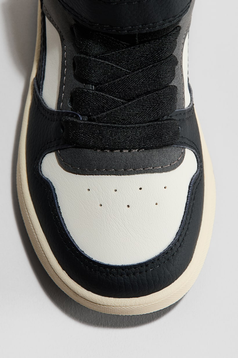 Tenis altos - Negro/Gris oscuro - Kids | H&M MX