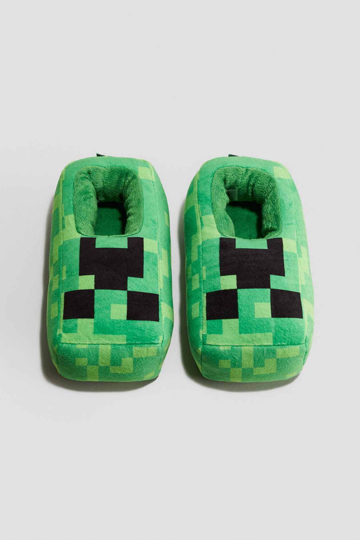 Soft slippers - Green/Minecraft - Kids | H&M GB