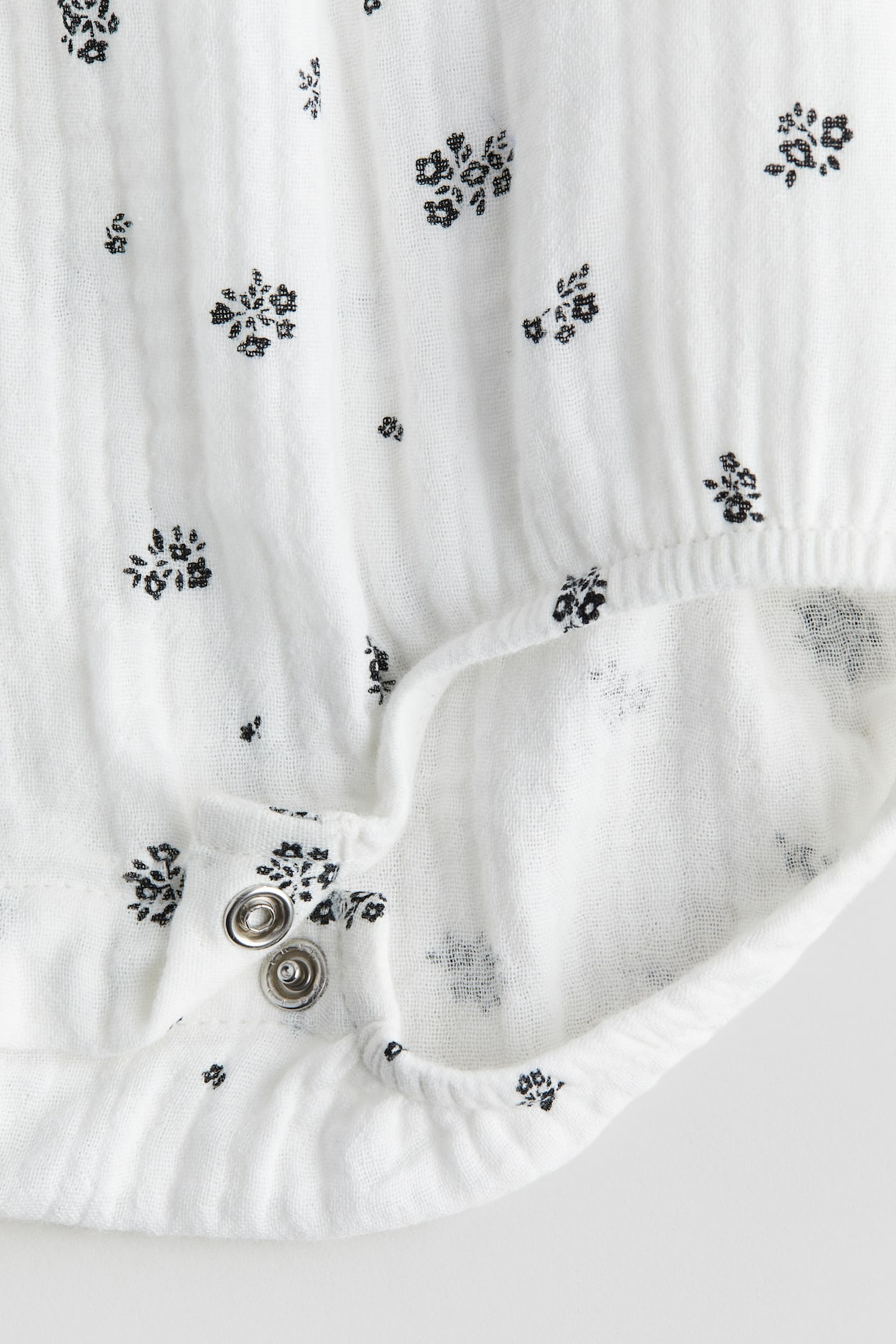 Newborn Baby Clothes | Girls & Boys | H&M CA