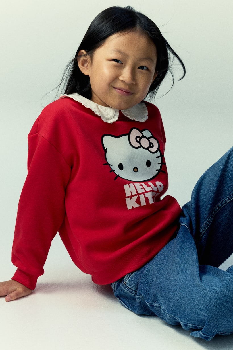 Red/Hello Kitty Printed Sweatshirt for kids | H&M CA