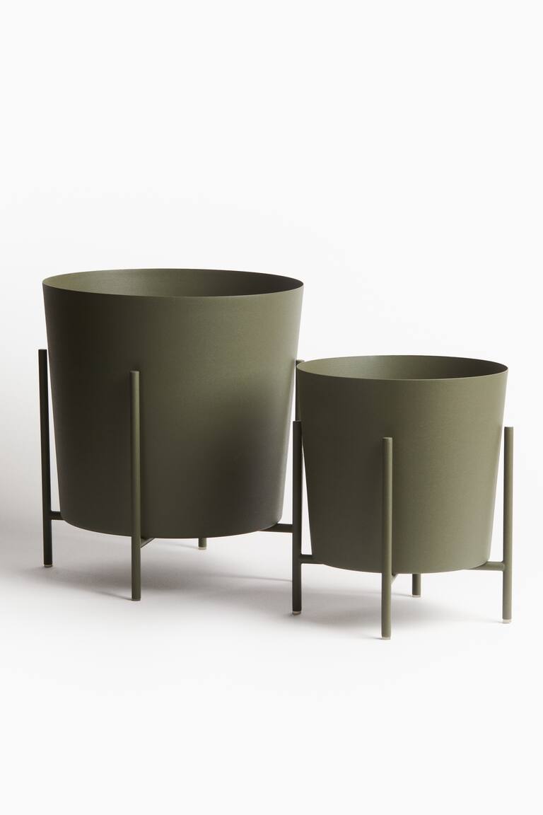 Khaki green Large Plant Pot on Stand at H&M Home | H&M US