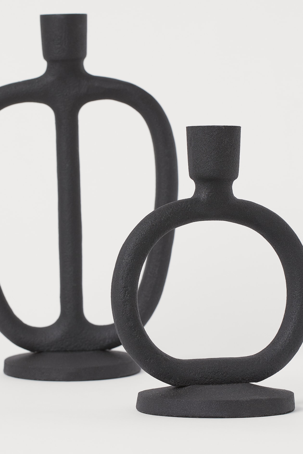 Black Metal candlestick at H&M Home | H&M GB