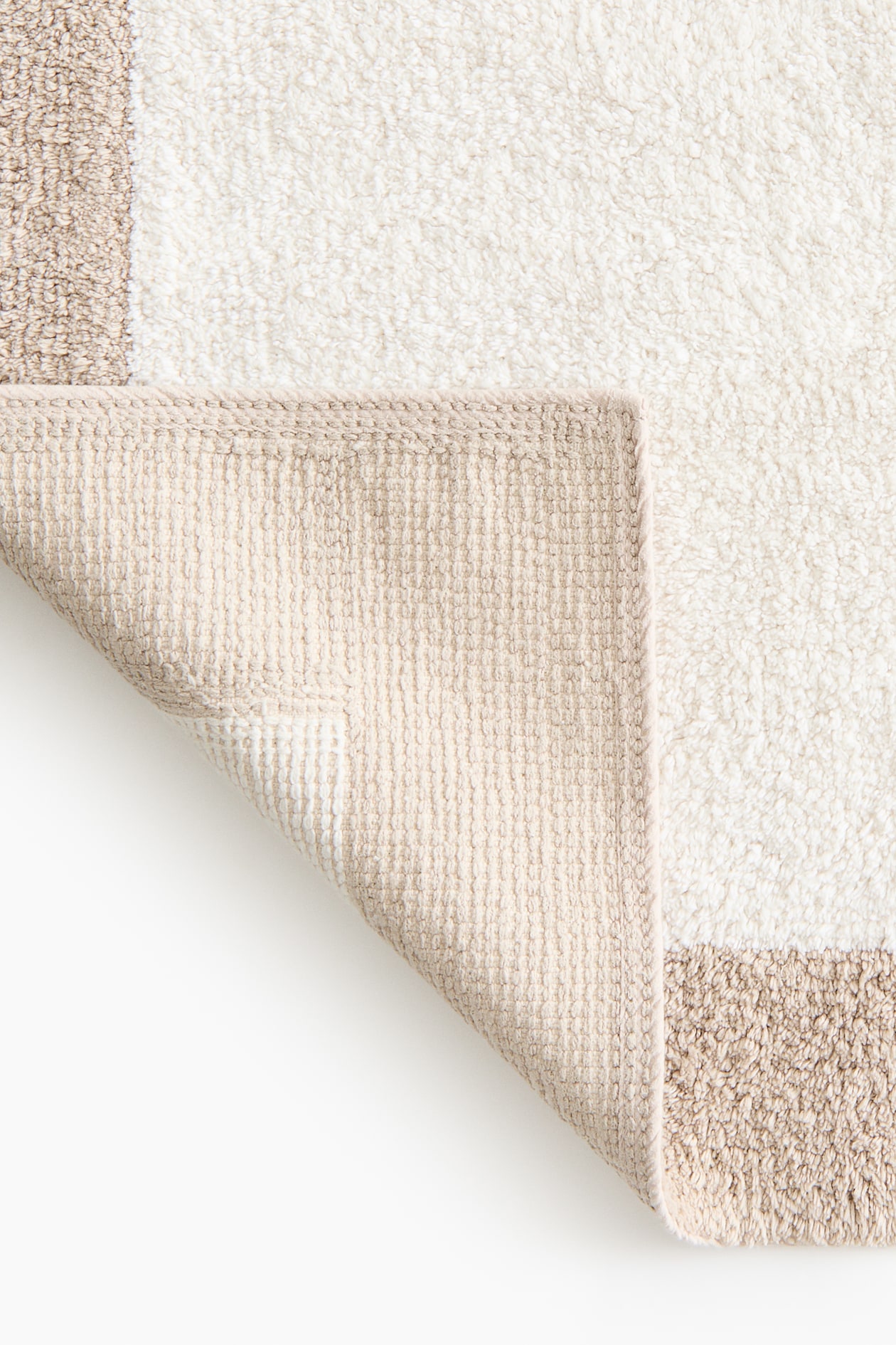 Light beige Tufted Bath Mat at H&M Home | H&M US