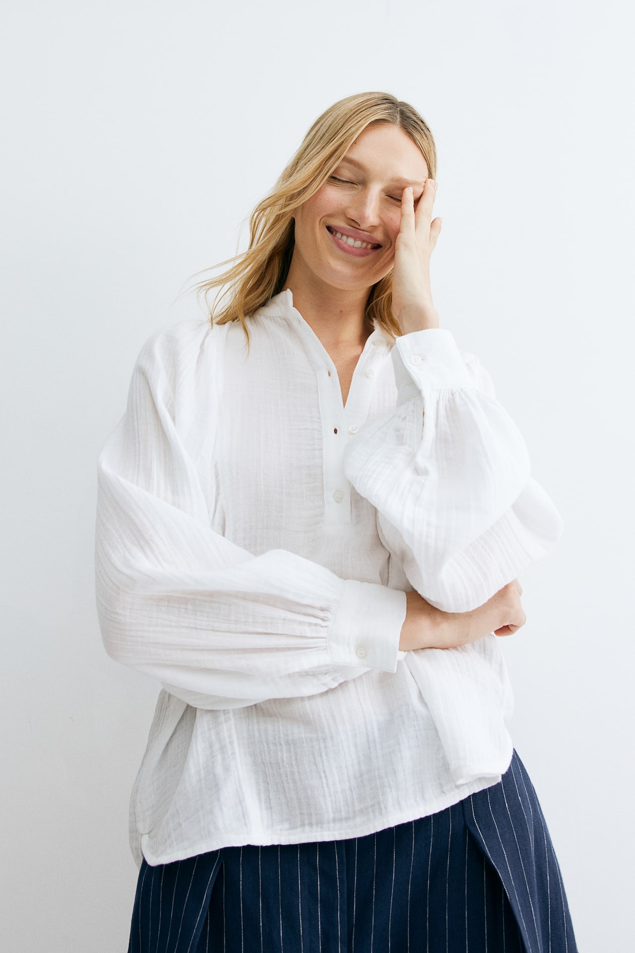 Batwing-sleeved muslin blouse - Round neck - Long sleeve - White ...