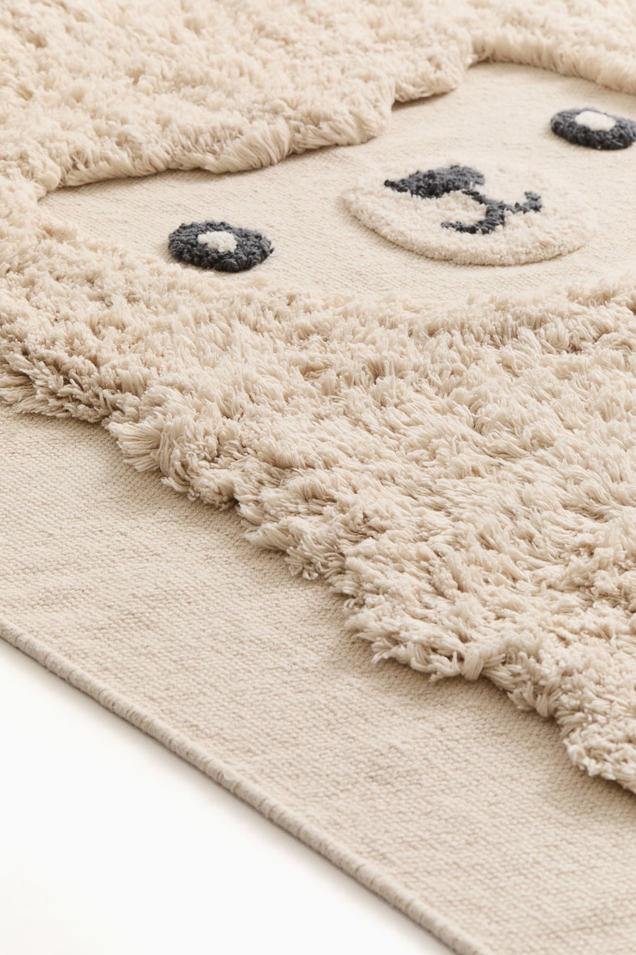 Light beige/alpaca Tufted Cotton Rug at H&M Home - Textiles | H&M CA