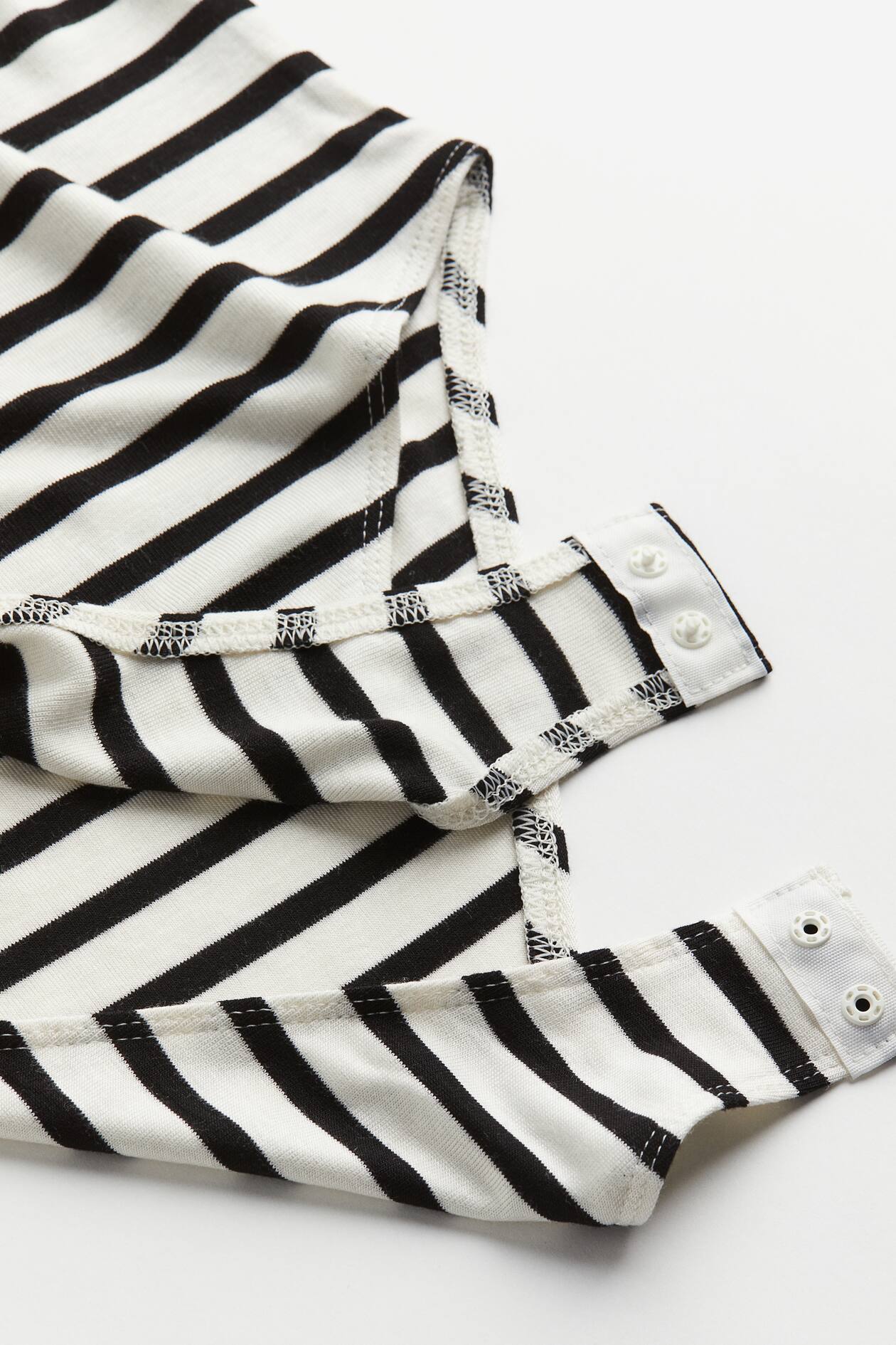 Body con escote en V - Escote de pico - Manga larga - Blanco/Rayas ...